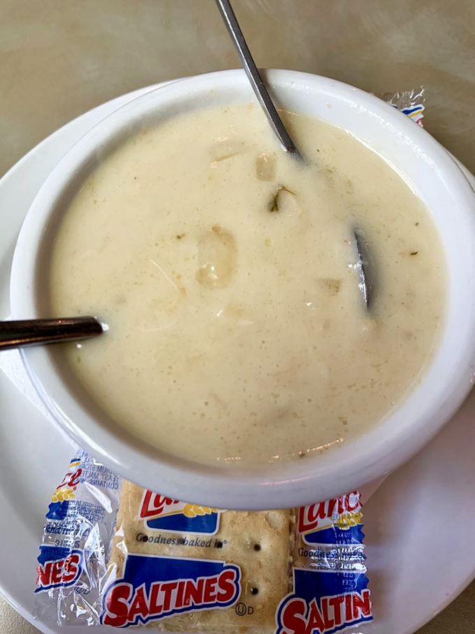 She-crab soup so velvety and rich it could make a New England chowder pack its bags and reconsider its life choices.