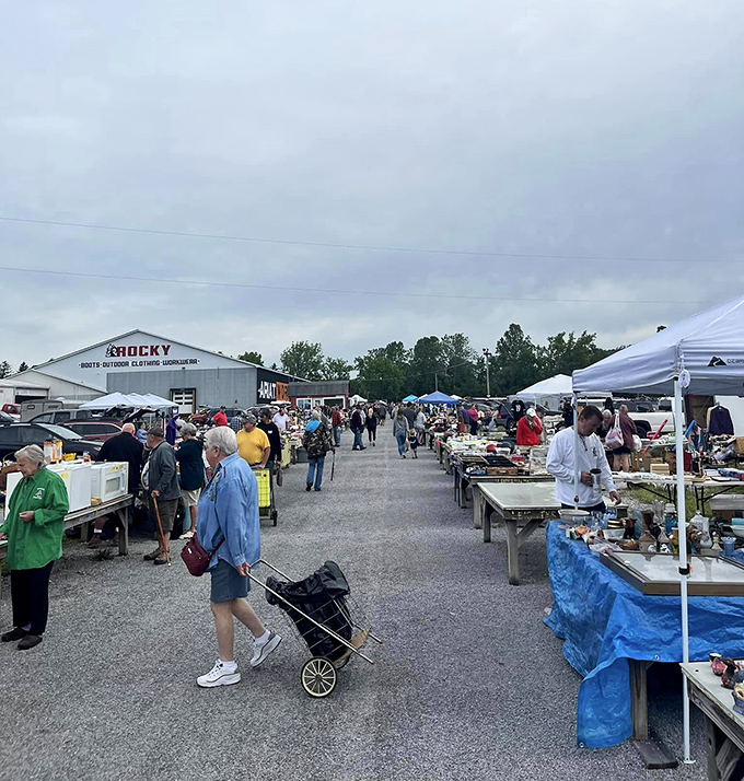 The serious business of Sunday shopping. Veterans know to bring rolling carts&mdash;amateur hour is trying to carry all your finds in two hands.