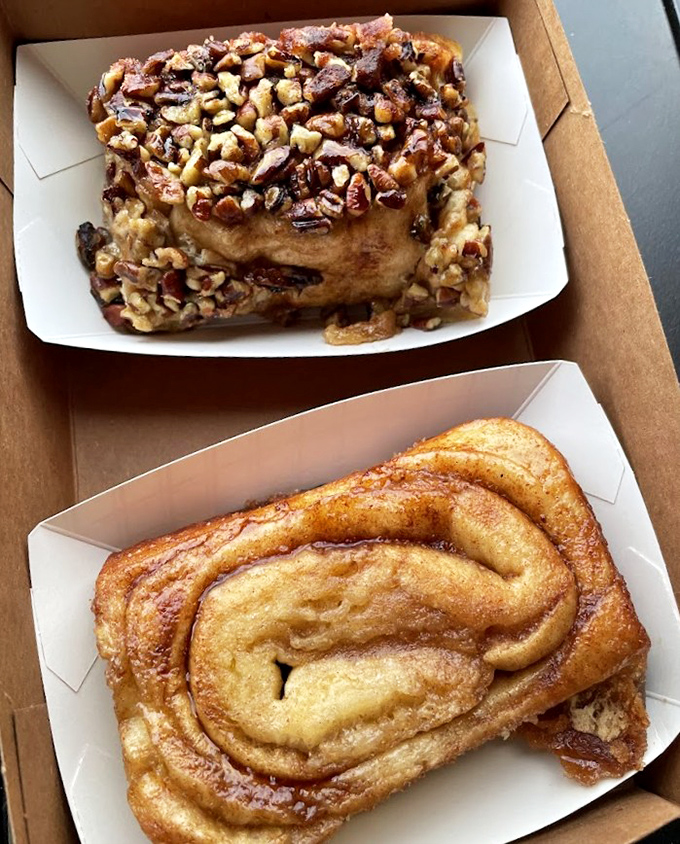 Two distinct personalities sharing one box. The nutty sophisticate above, the classic purist below &ndash; both equally irresistible.