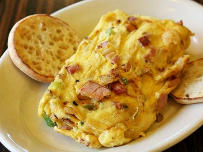 This Western omelet could make a cowboy weep tears of pure breakfast joy.