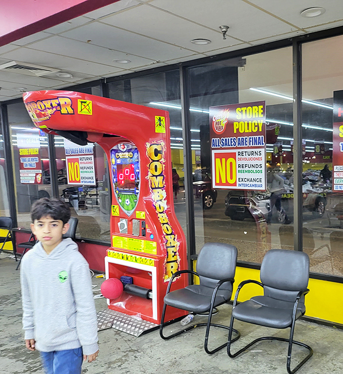 Even kids get entertainment while parents hunt&mdash;this boxer arcade game offering a momentary distraction from the treasure quest.