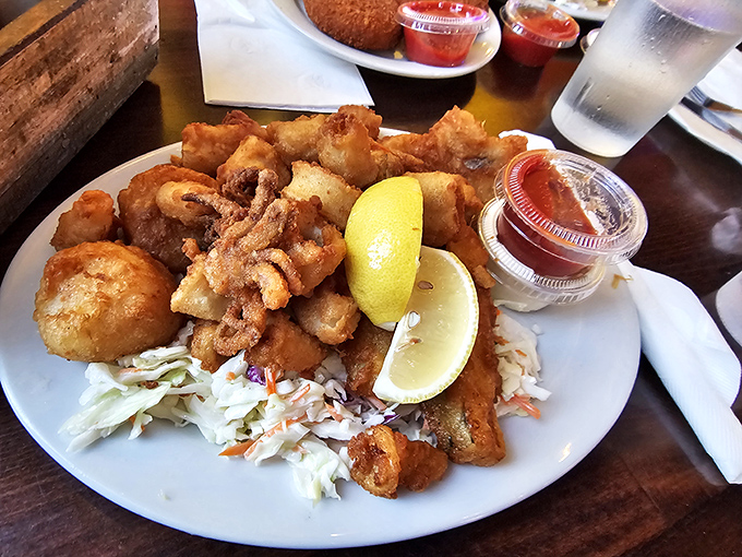This seafood platter isn't messing around&mdash;it's what happens when the ocean decides to send its greatest hits to your table.