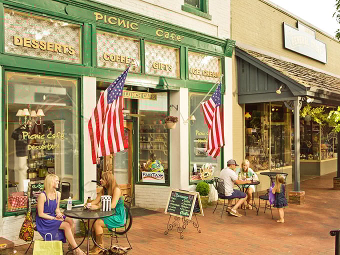 The Picnic Cafe serves up small-town charm with a side of people-watching&mdash;the kind of place where calories don't count if you're on vacation.