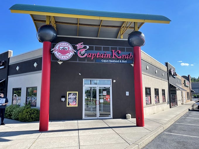 Captain Krab's bold red pillars stand like exclamation points, announcing "Serious seafood happening here!"