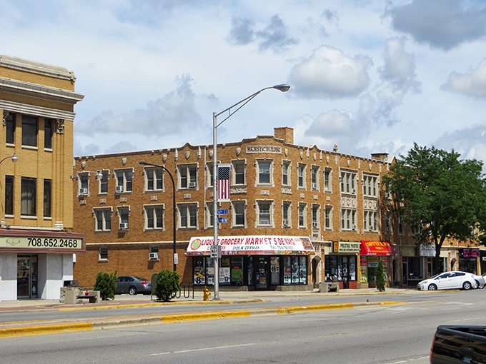 Cicero's classic Chicago-area architecture offers suburban comfort with easy access to big city cultural attractions nearby.