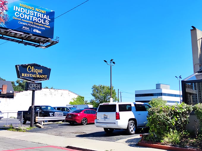Clique's unassuming exterior is the breakfast equivalent of a speakeasy &ndash; only those in-the-know find Detroit's morning treasure.