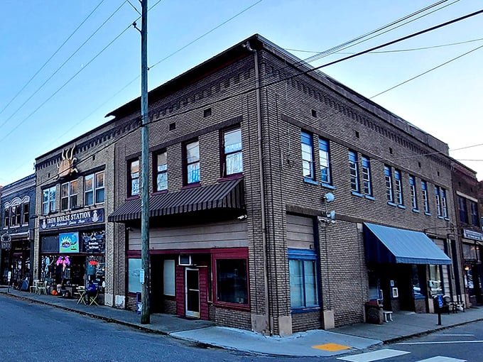 Hot Springs' buildings stand as proud witnesses to centuries of American small-town history.