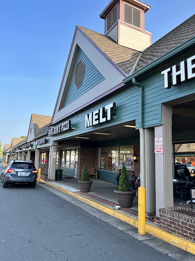 Melt's shopping center location might seem ordinary, but those burgers are anything but. Where cheese dreams come true daily.