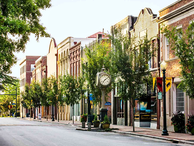New Bern's colorful historic district feels like stepping into a storybook. That clock ensures nobody rushes through this delightful scene.