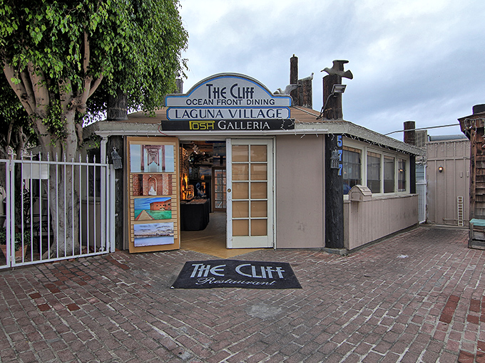 Don't let the modest entrance fool you. Inside awaits one of California's most dramatic dining views.