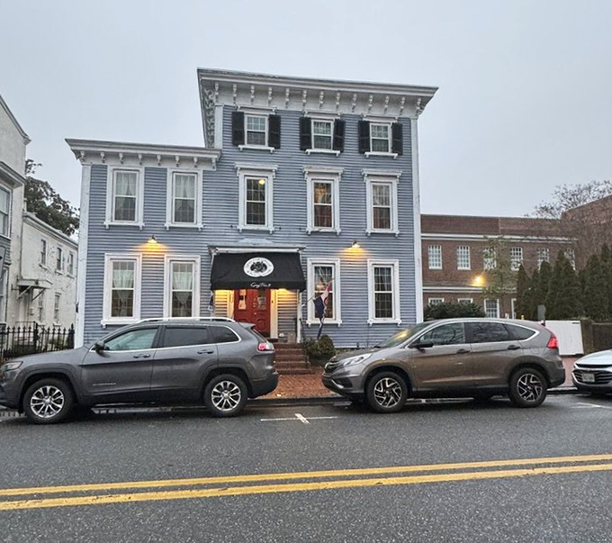 7a. the grey fox grille (dover)