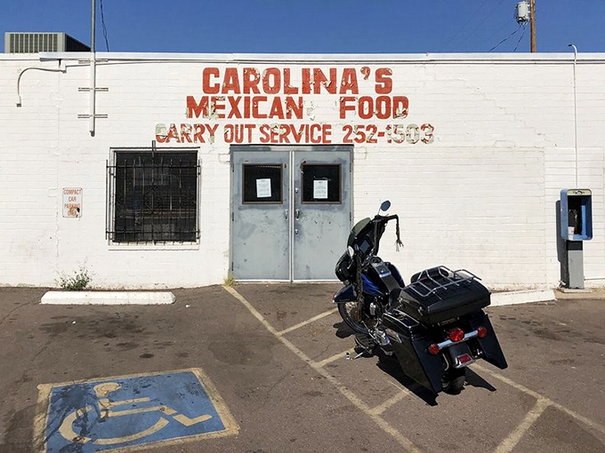 Carolina's no-nonsense exterior is the culinary equivalent of "don't judge a book by its cover." Some of Phoenix's best tortillas hide behind those humble doors.