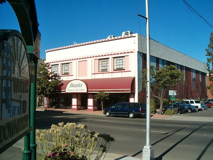 Visalia's historic buildings house local businesses where your retirement dollars support the community while stretching further.