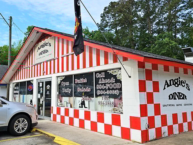 Red and white checkerboard exterior &ndash; like your grandmother's kitchen tablecloth grew up and became a beloved seafood spot.