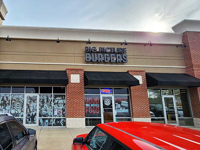 As the sun sets, Big Picture Burgers' cinematic charm shines even brighter. A blockbuster burger experience awaits the hungry moviegoer.