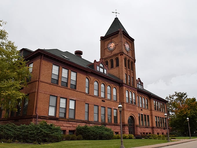 Galena's courthouse dominates the skyline like a red-brick exclamation point on this perfectly preserved 19th-century town.