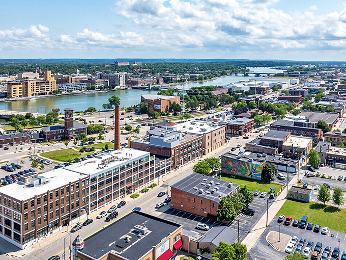 Green Bay's waterways connect commerce and recreation. Where fishing boats and cargo ships share the same liquid highway! 