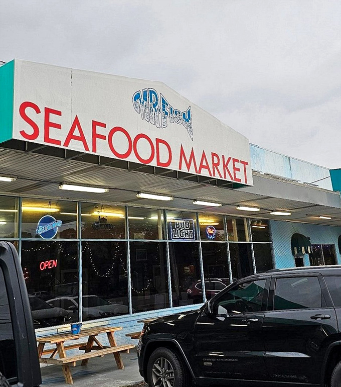 When pickup trucks outnumber sedans in the parking lot, you've found where real people go for real good food.