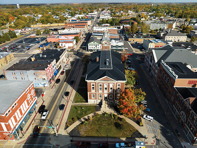 Historic buildings line New Castle's streets like a living museum where your retirement dollars stretch surprisingly far. No admission fee required!