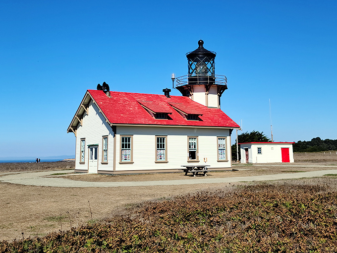 Point Cabrillo&rsquo;s red-roofed charm makes you wonder if lighthouse keepers knew they were living in calendar-worthy homes