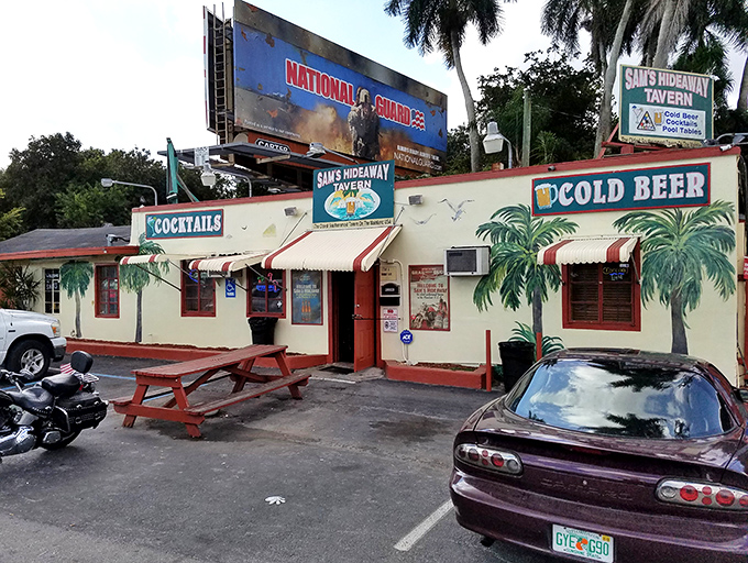 "Cold Beer" and "Cocktails" &ndash; sometimes the best advertising is just telling folks exactly what they'll find inside.