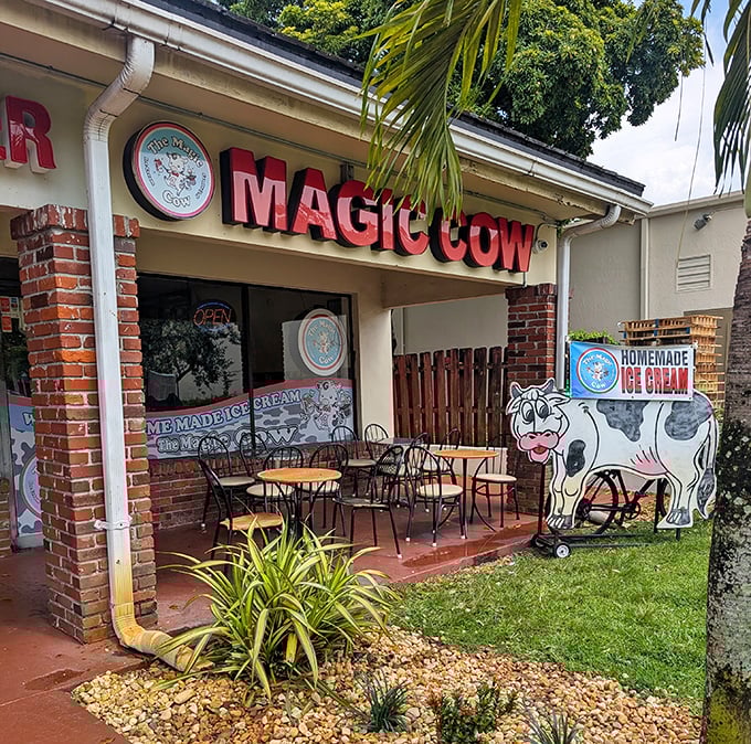 Brick columns, outdoor seating, and a smiling cow – this charming ice cream oasis casts a delicious spell on everyone who visits.