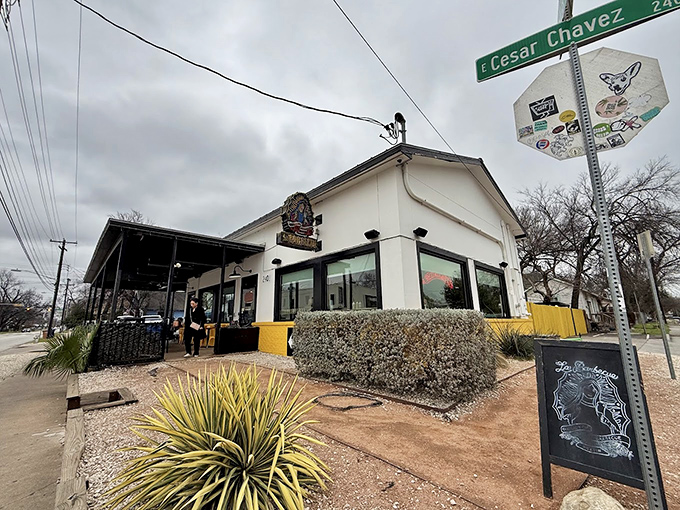 la Barbecue (Austin): East Austin cool meets traditional technique. Street corner smoke magic worth crossing town for.