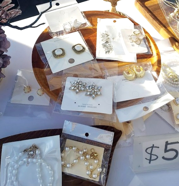 Five dollars buys you instant glamour at this jewelry stand. As my aunt used to say, "Rhinestones shine just as bright in candlelight."