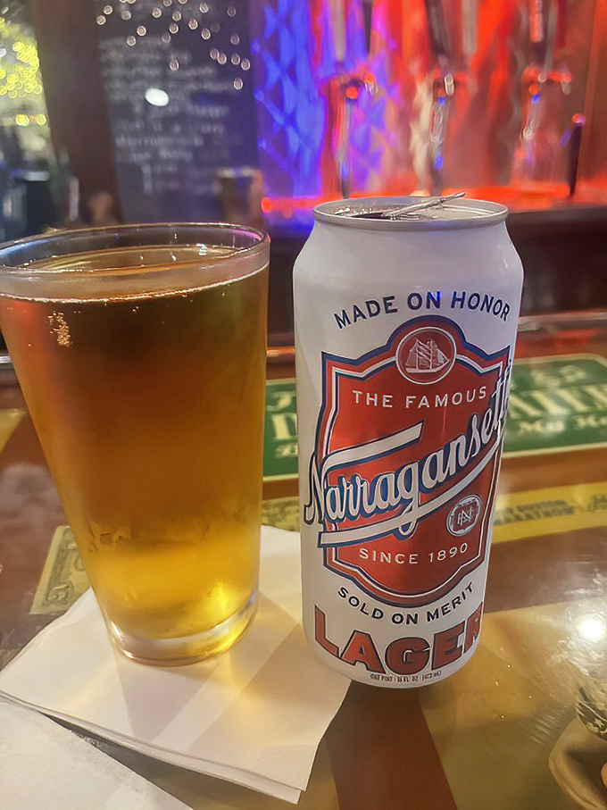 Narragansett and a cold glass&mdash;the unofficial beverage of clam enthusiasts everywhere. "Hi Neighbor, Have a 'Gansett" never looked so right.