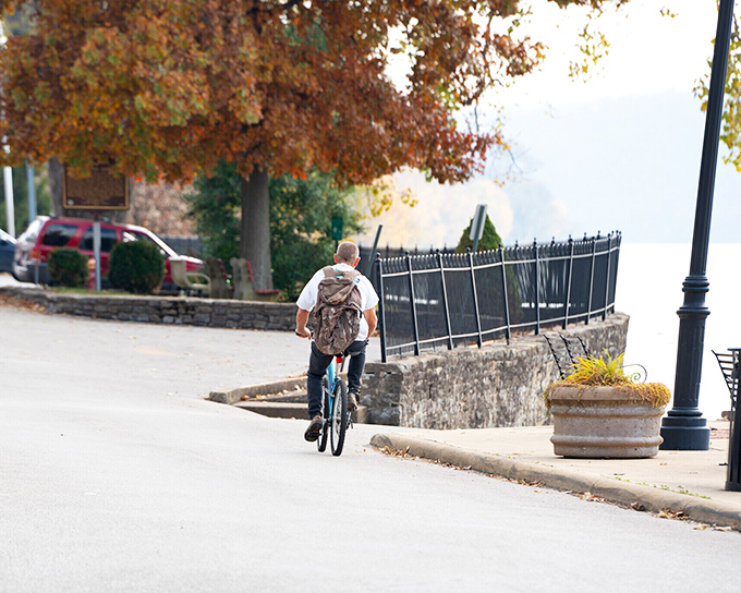 In Ripley, even everyday errands come with a side of scenic beauty and historical ambiance. Grocery run, anyone?