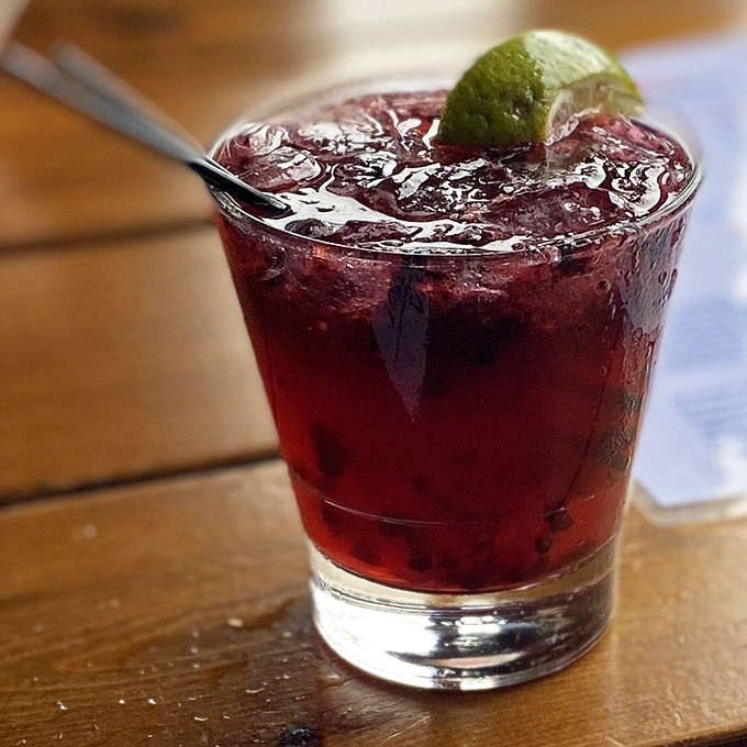 This blackberry smash cocktail isn't just refreshing&mdash;it's what summer would look like if it decided to become a drink.