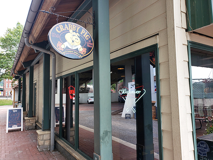 The Crabby Pig proves that Maryland knows what to do with seafood, even this far from the bay.