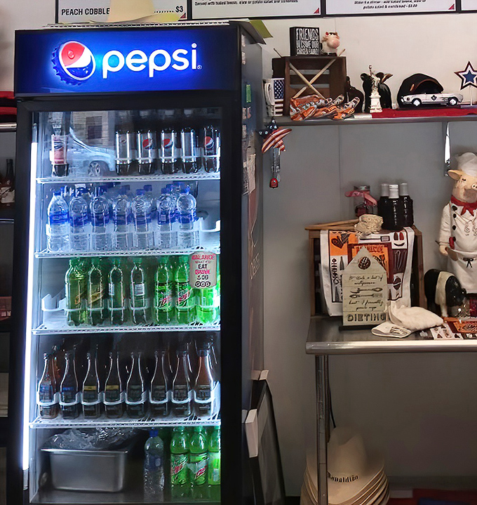 Sweet tea and lemonade standing guard, ready to tame the heat and complement the meat.