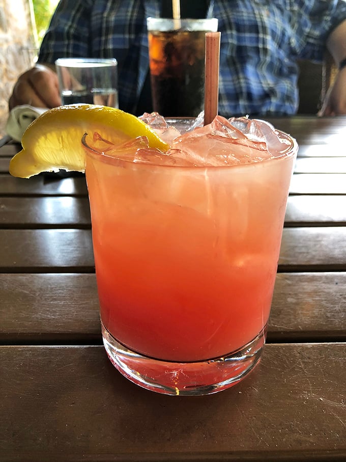 This peachy cocktail isn't just a drink – it's what sunshine would taste like if it went to bartending school.