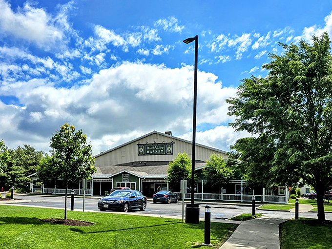 Fresh produce and local goods await at Dutch Valley Market, where "farm-to-table" isn't a trendy concept&mdash;it's just Tuesday.