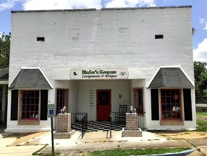 Finder's Keepers' checkerboard entrance promises treasure hunting of the highest order&mdash;where someone else's castoffs become your conversation pieces.