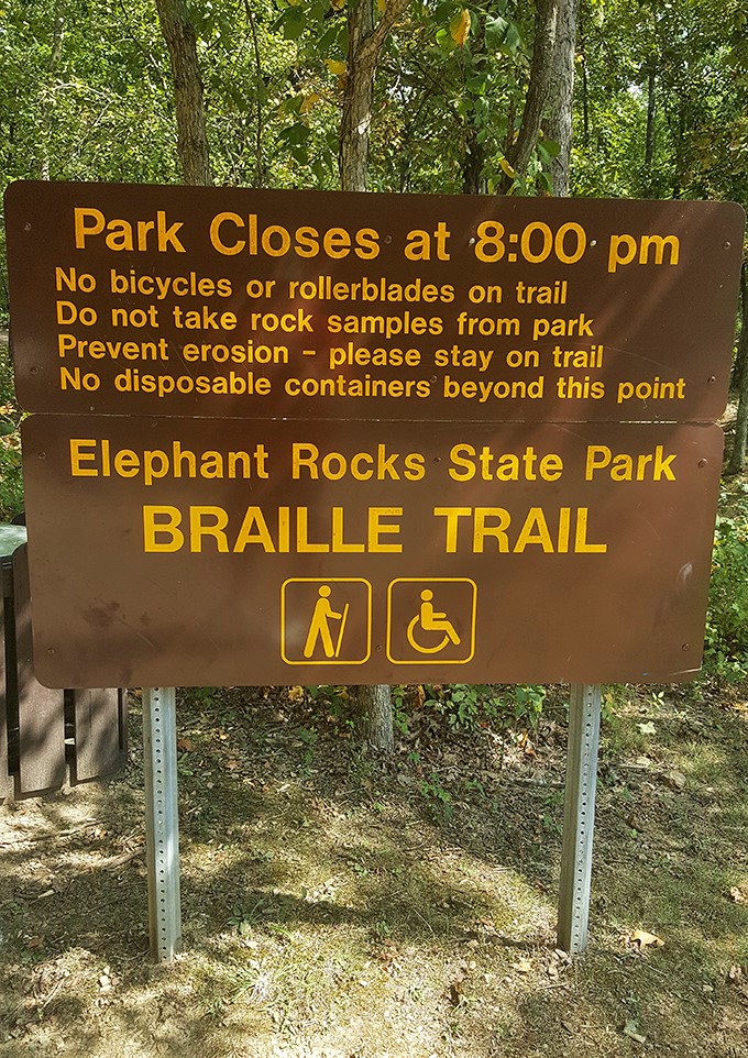 The Braille Trail welcomes all adventurers. This pioneering accessible path ensures everyone can experience the park's geological wonders.