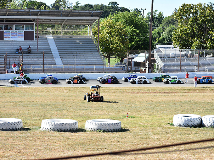 The fairgrounds&mdash;where summer memories are made, blue ribbons are coveted, and the smell of funnel cake makes diets temporarily disappear.