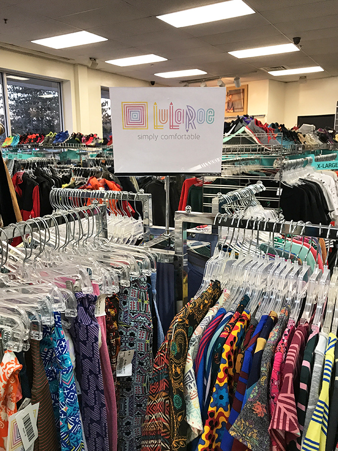 LuLaRoe finds without the full-price commitment &ndash; proof that patience and persistence pay off in the treasure-hunting game.