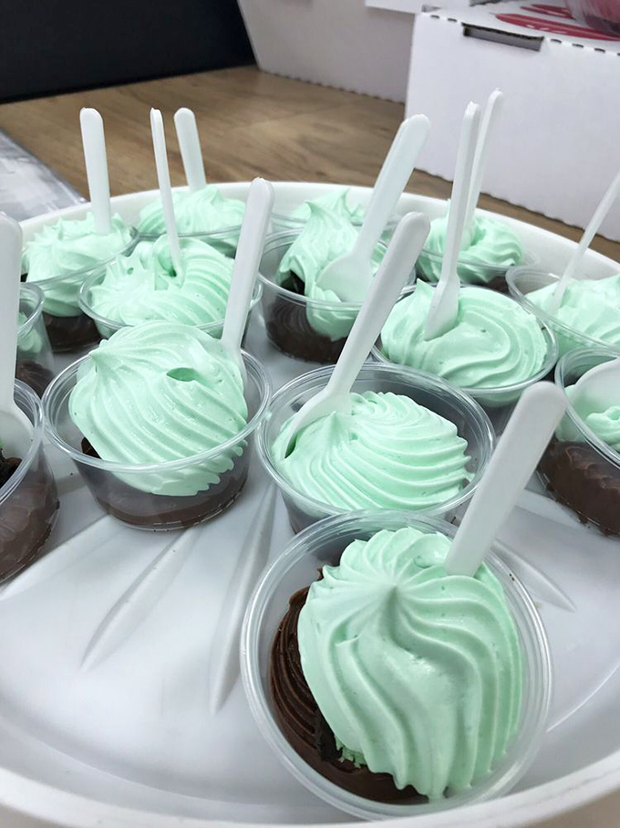 Mint chocolate cups that look like tiny works of art. These bite-sized wonders deliver maximum flavor in miniature form.