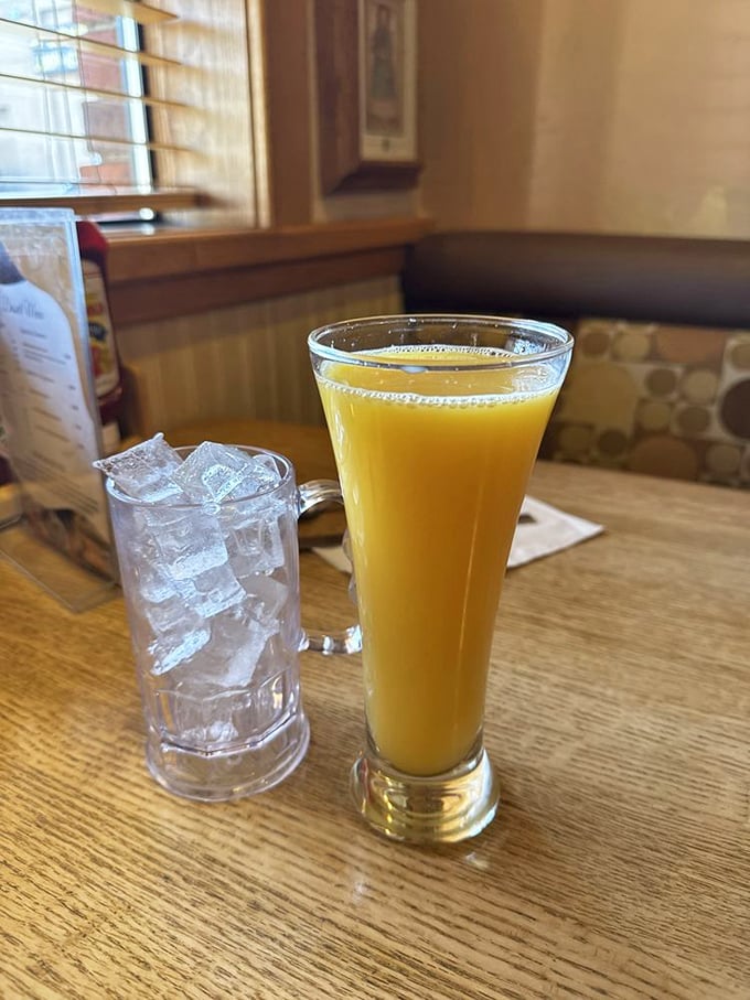 Liquid sunshine in a glass. Nothing complements a hearty breakfast like fresh-squeezed orange juice with a side of ice for the temperature-particular.