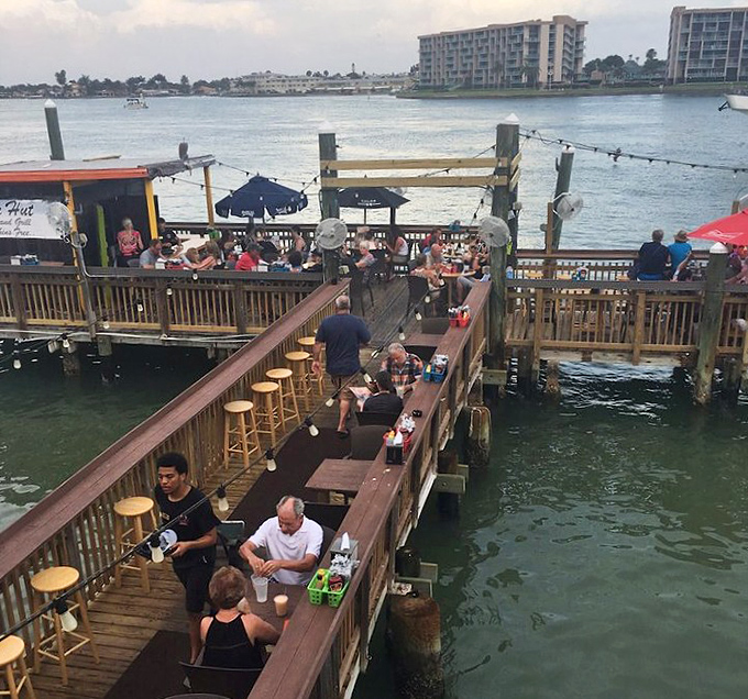 Dining with your toes practically in the water. This is the Florida equivalent of front-row seats at a Broadway show.