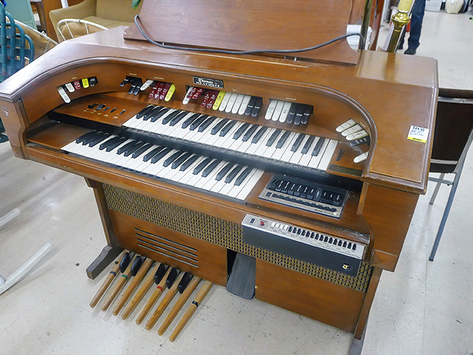 This vintage organ isn't just furniture &ndash; it's a time machine waiting for someone to play "Tiny Dancer" in their living room.