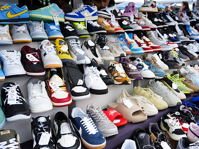 Sneakerheads, take note! This footwear bonanza offers everything from classic kicks to trendy styles without the mall markup.