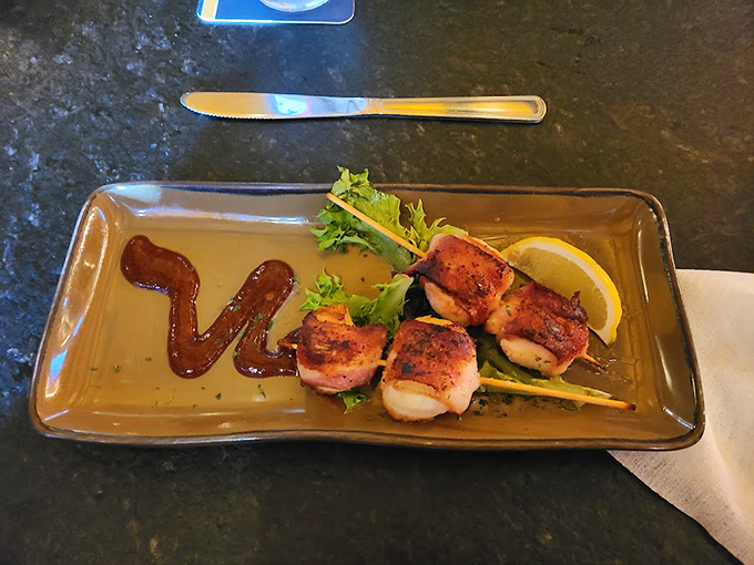 Bacon-wrapped scallops: where sea meets farm in a romance so perfect it should be a Hallmark movie.