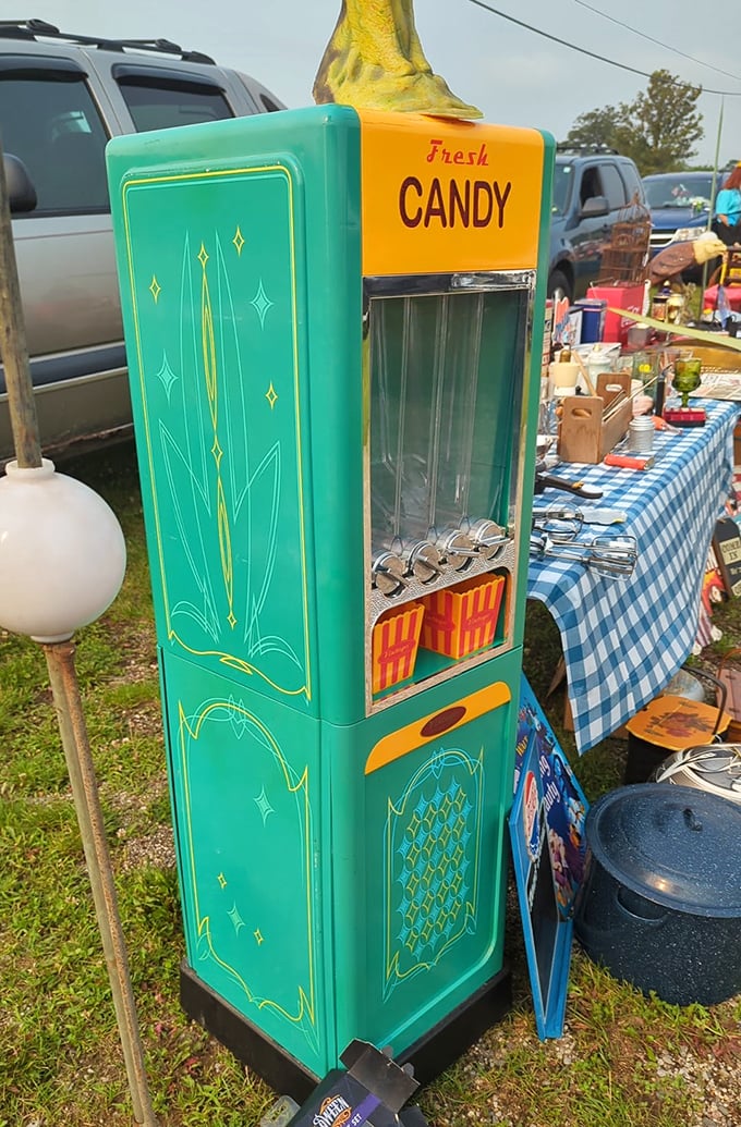 This retro candy dispenser isn't just selling sweets&mdash;it's dispensing pure nostalgia from a time when turquoise was the color of joy.