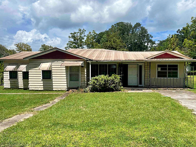 Affordable housing doesn't have to be a fantasy novel. This modest home represents the real-world prices that make Quincy a retiree's dream.