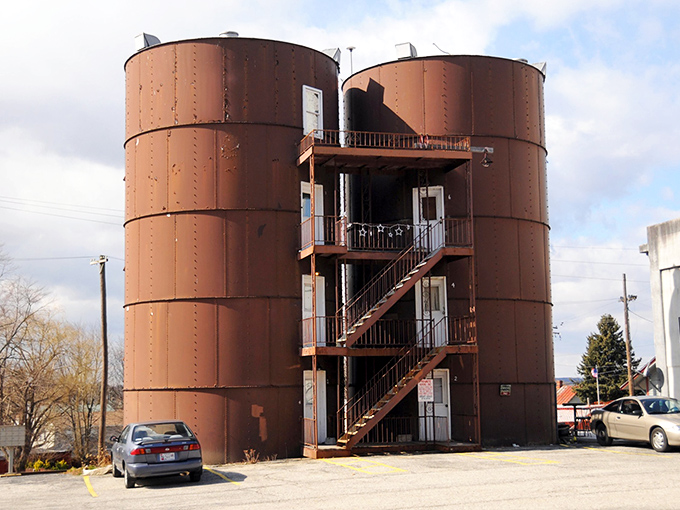 These converted silos might be the most creative apartments in Maryland. Industrial chic before HGTV made it a thing!