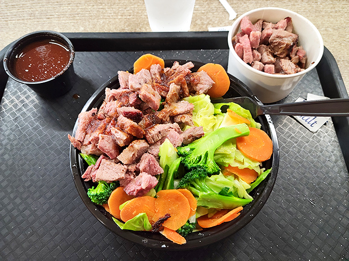 Who says barbecue can't be balanced? Tender tri-tip mingles with fresh veggies in a bowl that satisfies both your carnivorous cravings and your doctor's advice.