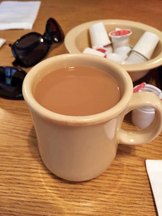 The coffee comes in no-nonsense mugs that say, "You'll need this strength to tackle what's coming from the kitchen."